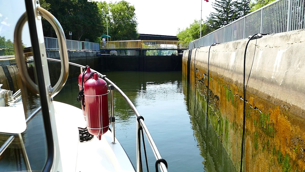 Annie in Lock 1 - YouTube