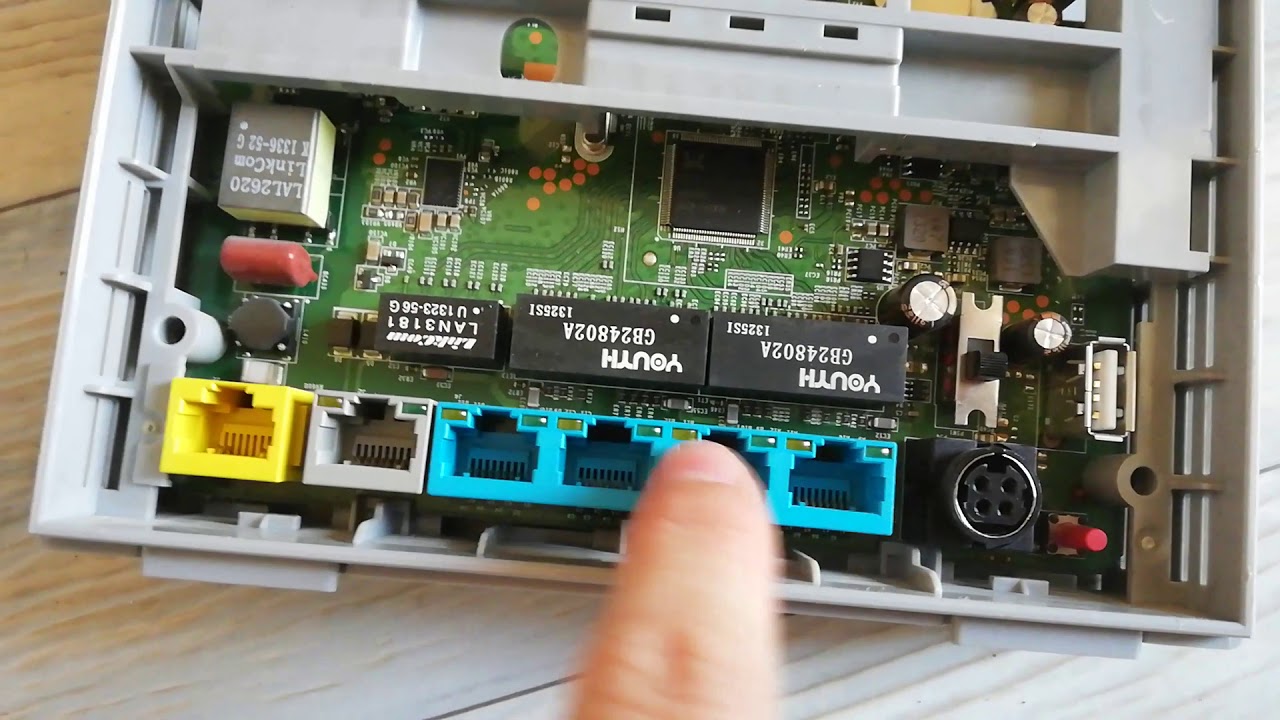 on démonte une box SFR - YouTube