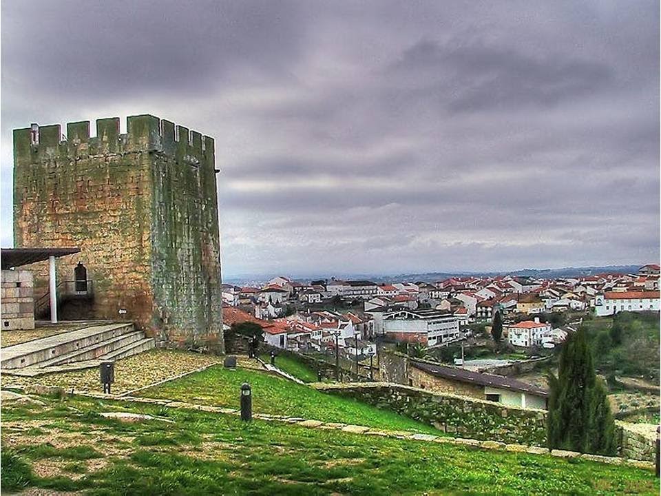 CASTELO DE PINHEL - YouTube