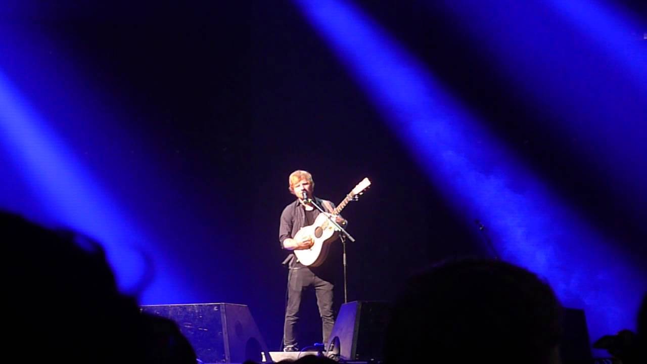 Ed Sheeran - One - Philadelphia 09-08-2014 - YouTube