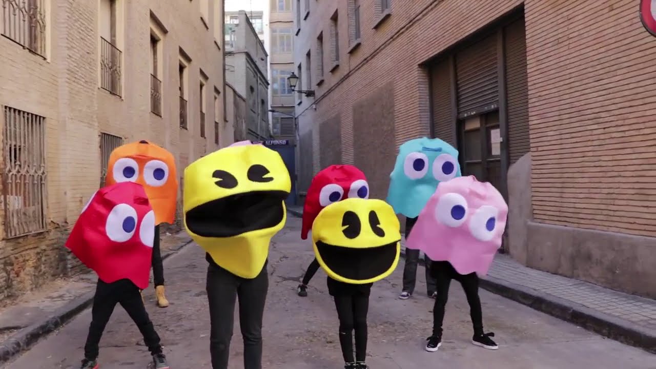 Funidelia - Disfraces de "PAC-MAN" - YouTube