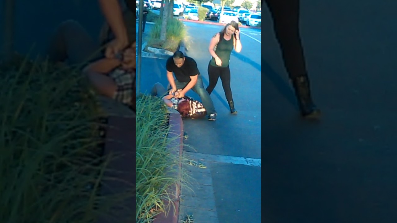 Undercover security caught Shop lifter. - YouTube