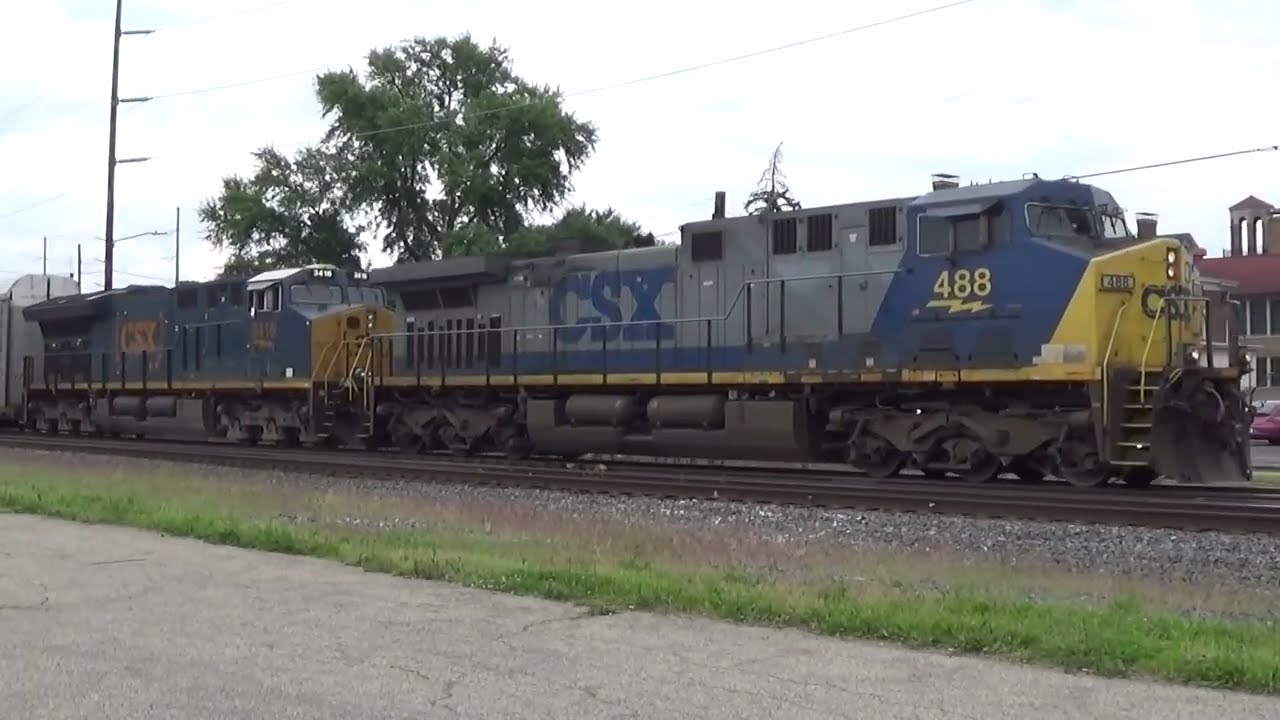 CSX 488 AC & CSX 3416 AC Pulling Autorack Train in Hamilton, Ohio - YouTube