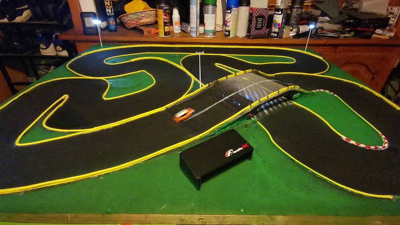 Circuit turbo racing 1/76 nouveau tracé - YouTube