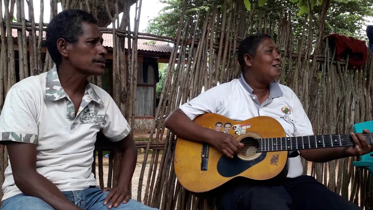 LAGU TETUN!! SUARA pengungsi timor timur. - YouTube