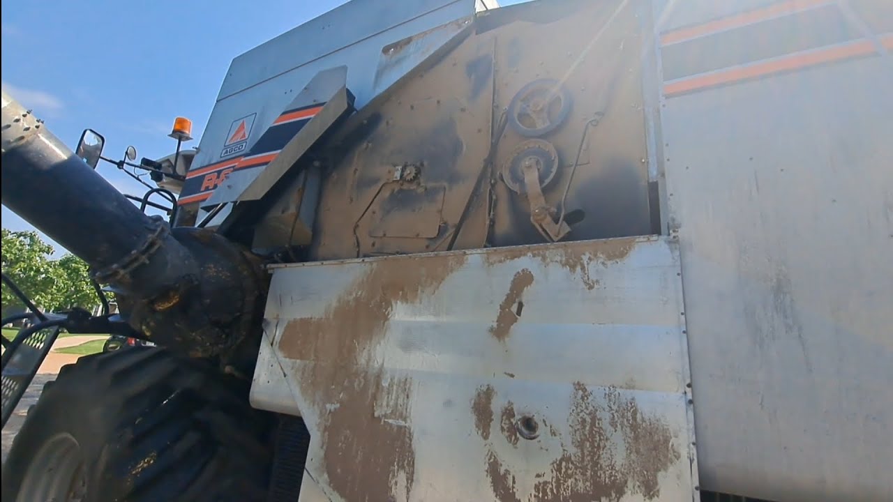 can a rotor be pulled in 30 minutes on an R62 Gleaner? - YouTube