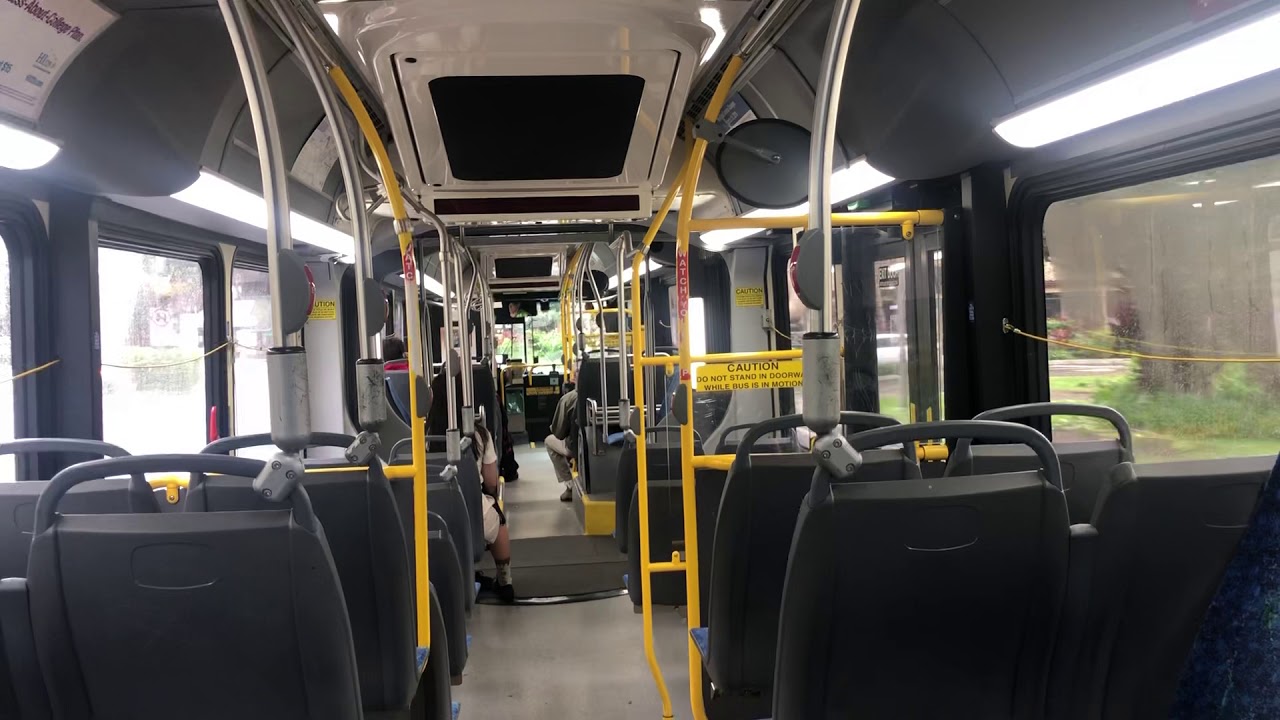 Honolulu Bus #186 Route 42 - YouTube