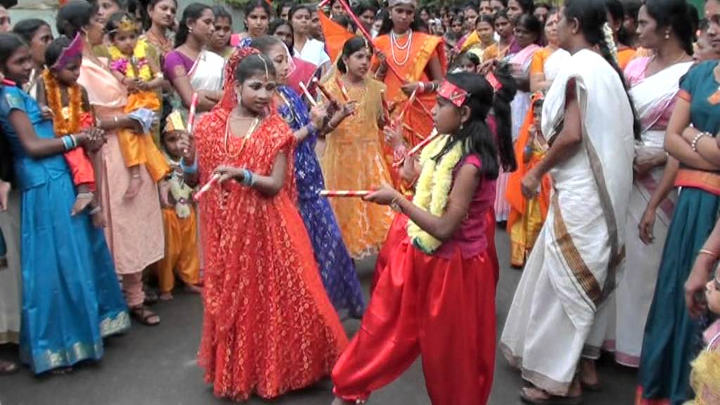 ashtami rohini sreenivasa Balagokulam - YouTube