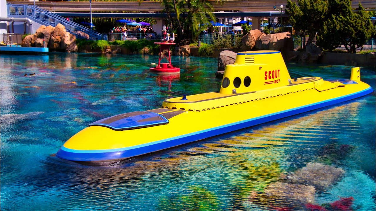 Finding Nemo Submarine Voyage - YouTube