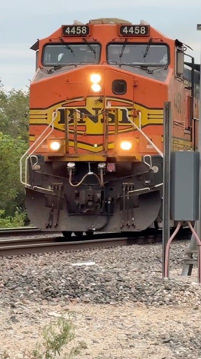 BNSF Tanker train! #train #bnsfrailway #bnsftrains #bnsf - YouTube