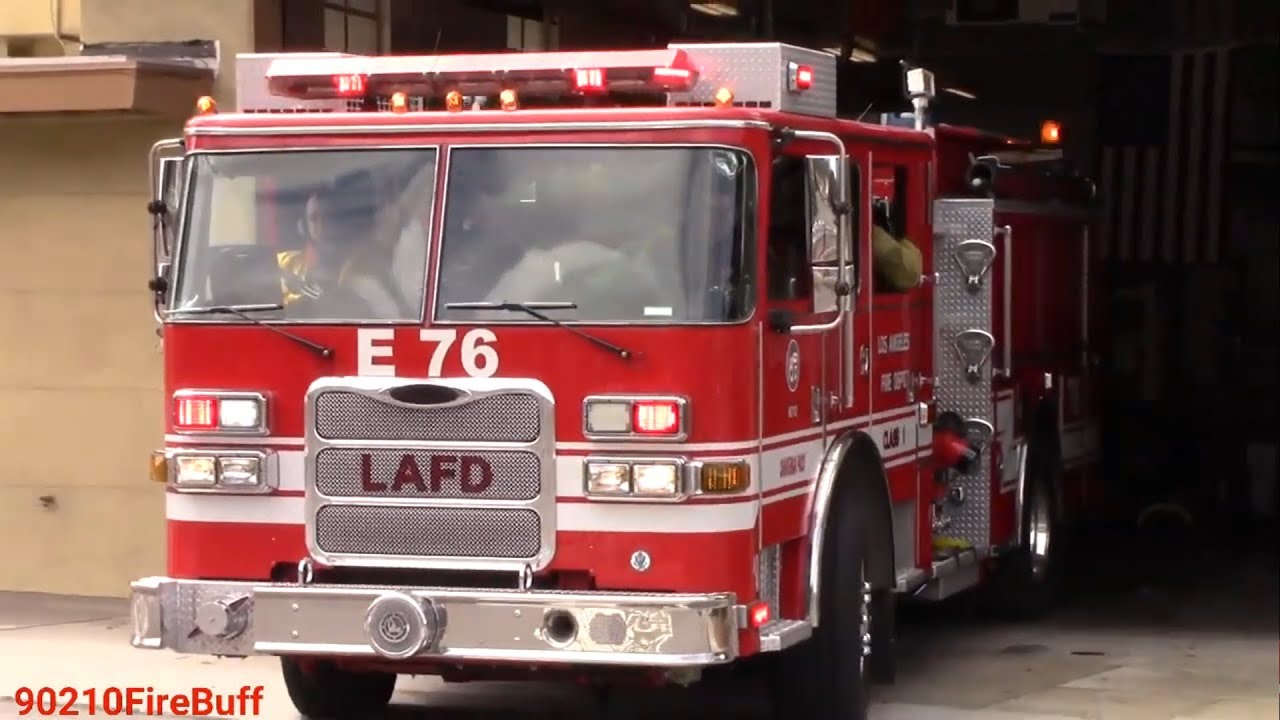 LAFD Engine 76 Responding - YouTube