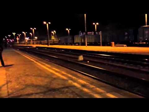 ЕВРОМАЙДАН  ПОЛЬША ОПЯТЬ ГРУЗИТ ТЕХНИКУ В СТОРОНУ ЗАПАДА УКРАИНЫ БАНДЕРОВЦЫ КРЕПЧАЮТ