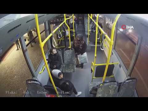 Bursa'da halk otobüsünde akılalmaz olay! Her şey kaşla göz arasında oldu...