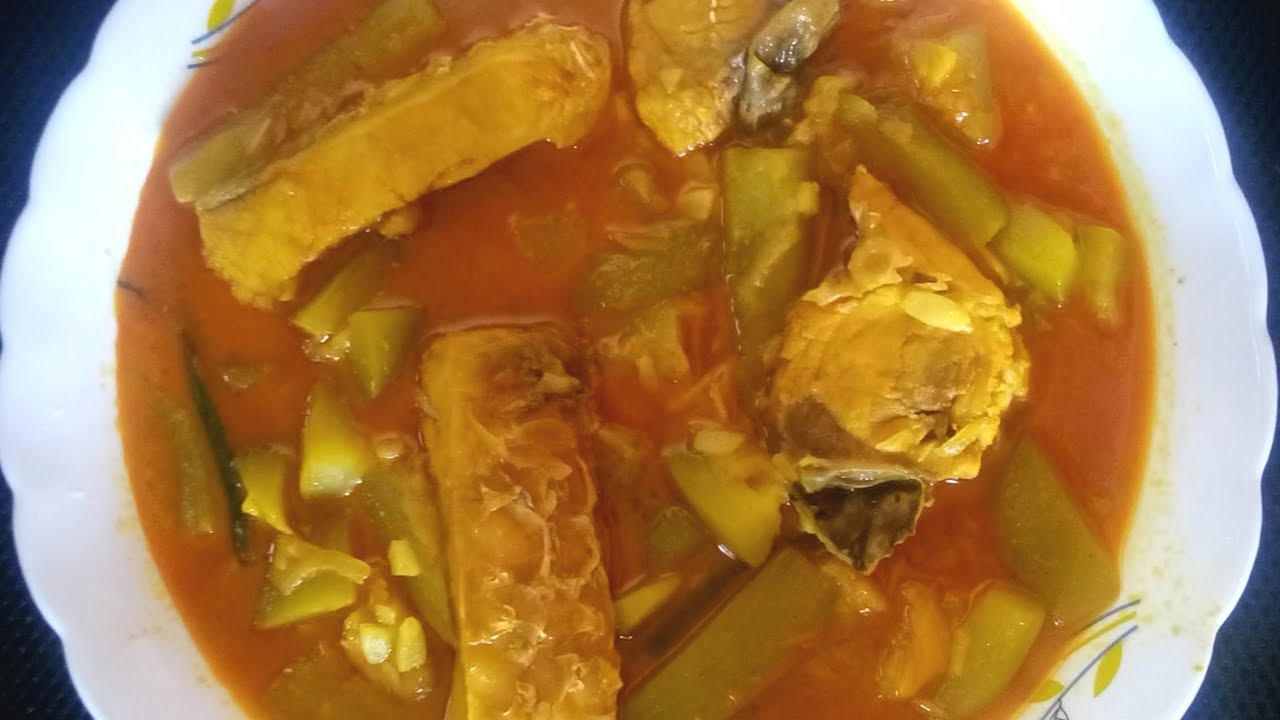 শীতের লাউ দিয়ে কাতলা মাছের স্পেশাল ঝোল |Bangladeshi Lau Ranna | Fish ...