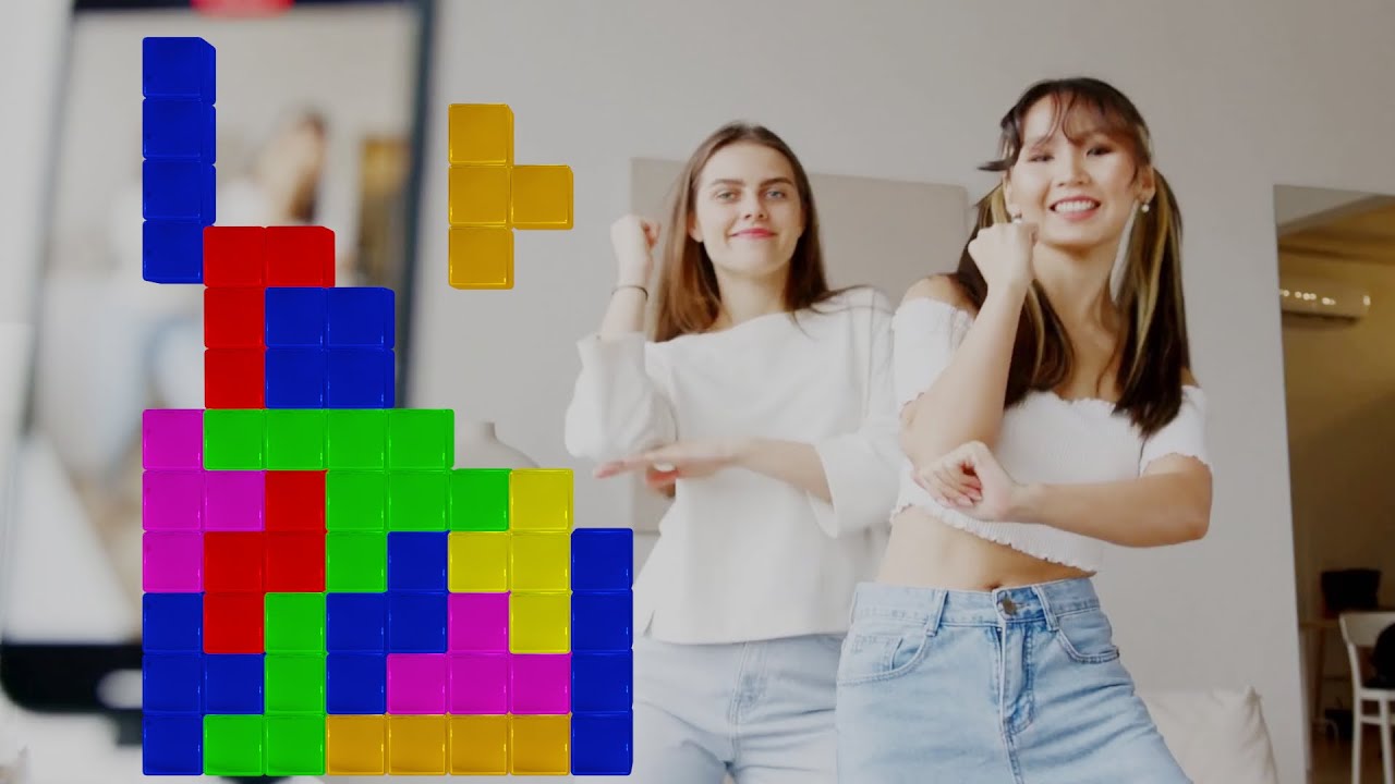 Tetris with Amber and Krystal | Dance to the Beat - YouTube