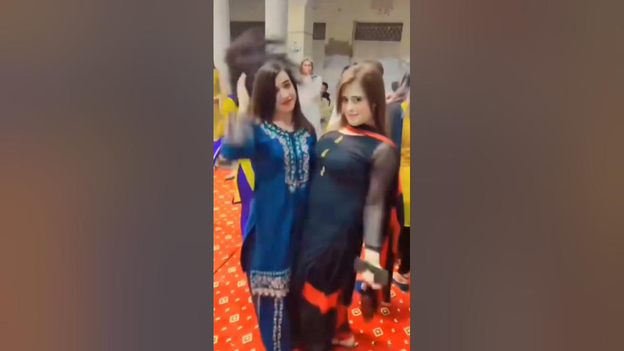 miss nayab TikTok new dance - YouTube