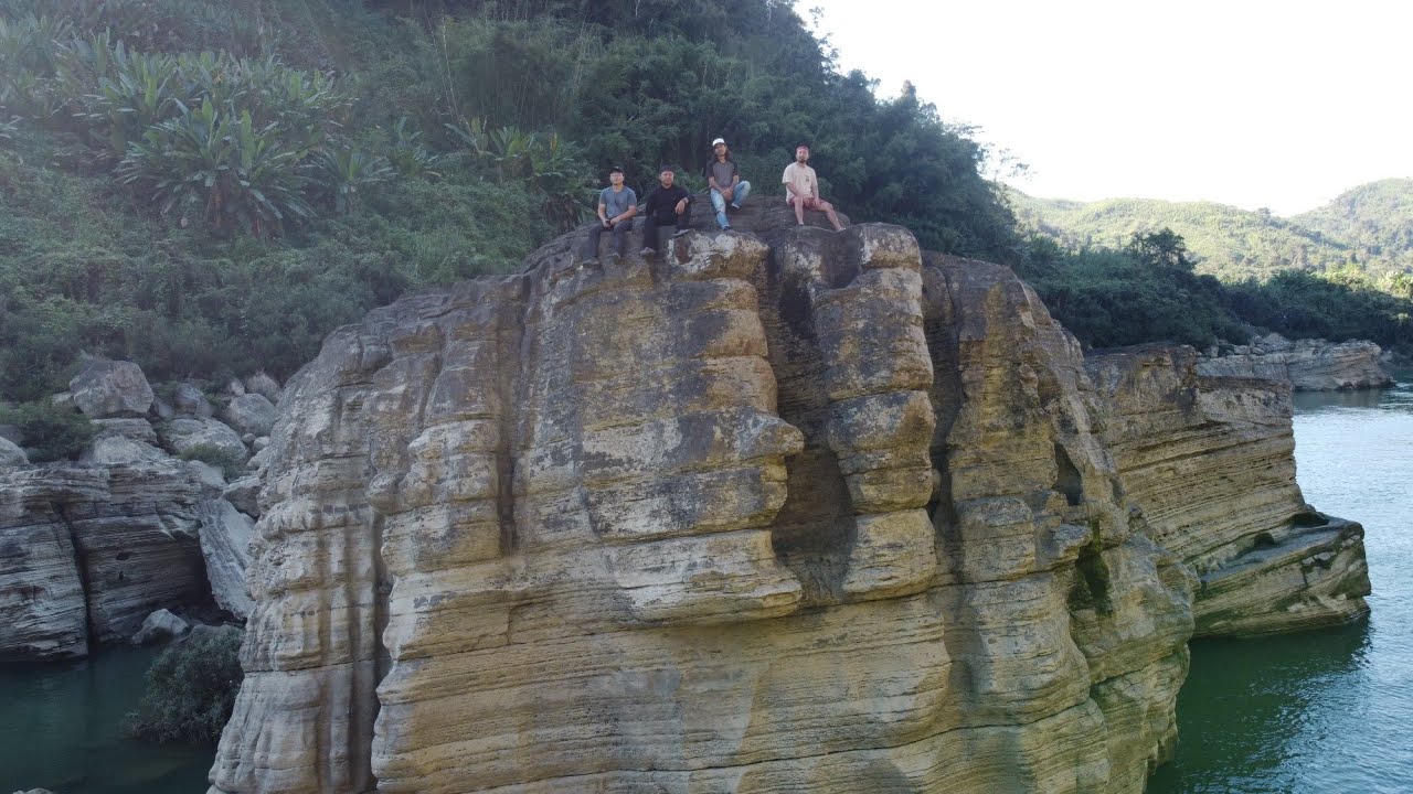 Trip to the South: Palak Dil(Lake) & Castle of Beino - YouTube