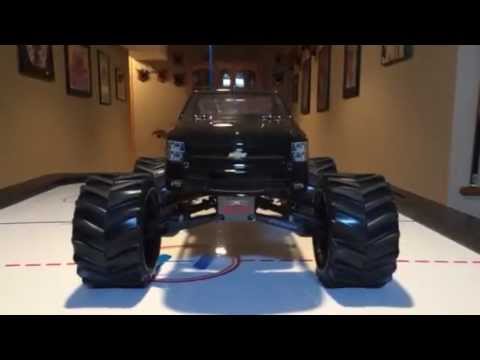 Traxxas T-Maxx Custom - YouTube