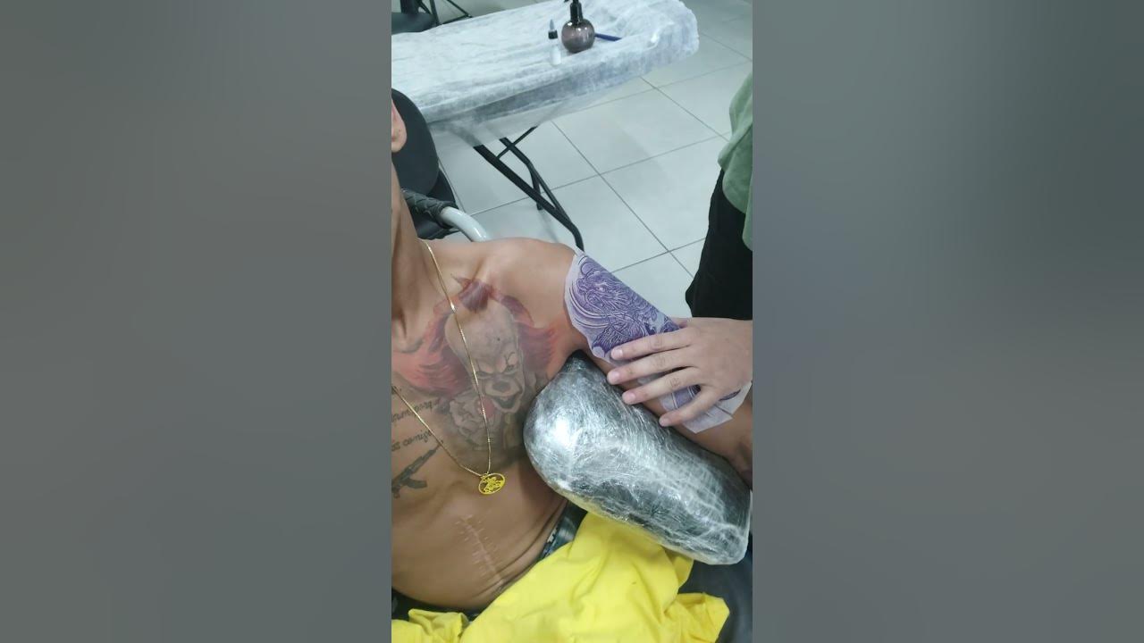 ♿Só uma cobertura #cadeirantes #tatuagem #humor #meudia - YouTube