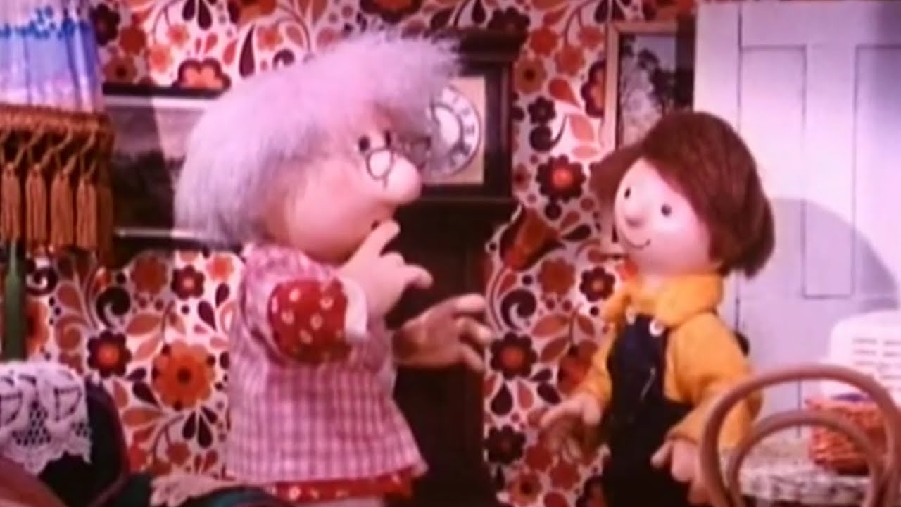 Gran (1983) - Episode 12: Grandmother Clock - YouTube