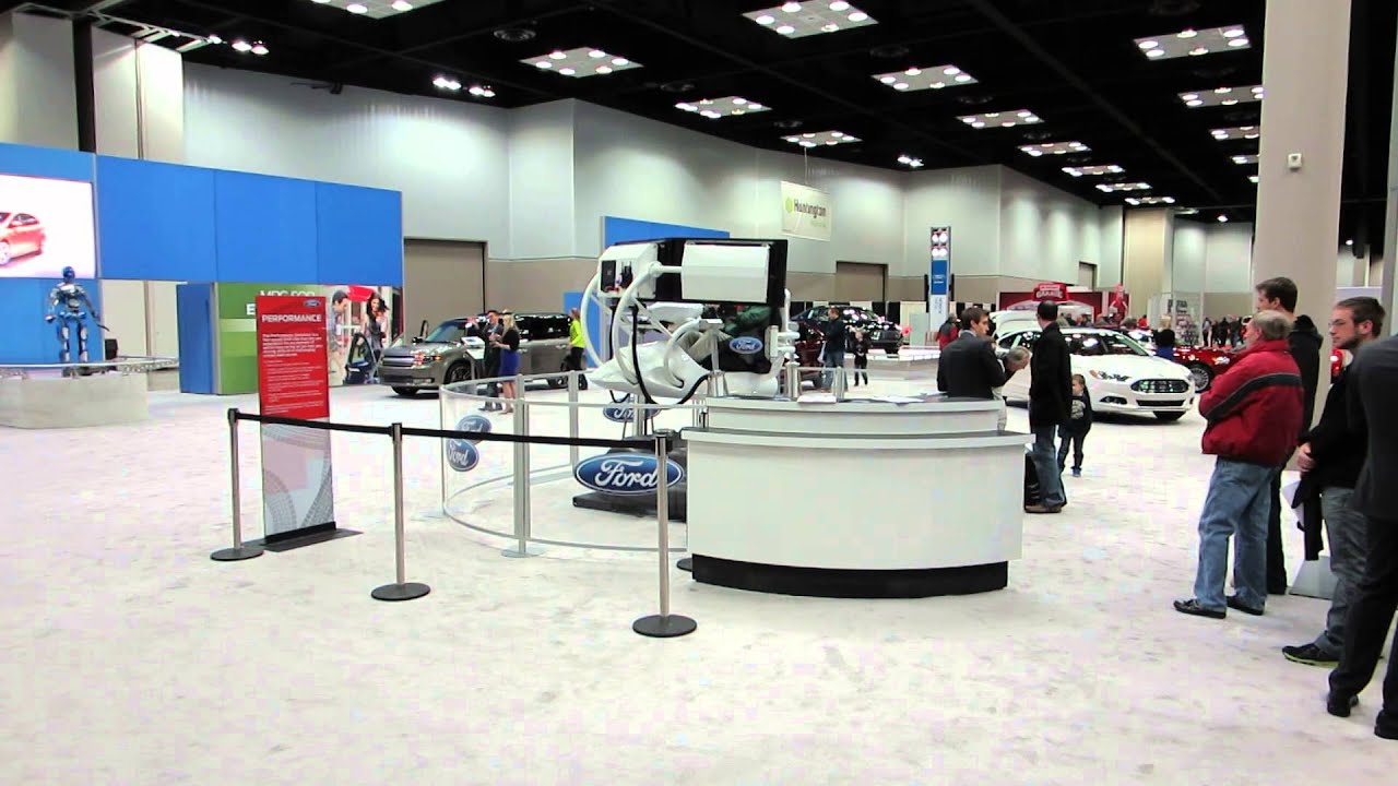 Ford Racing Driving simulator at the Indy Auto Show 2014 - YouTube
