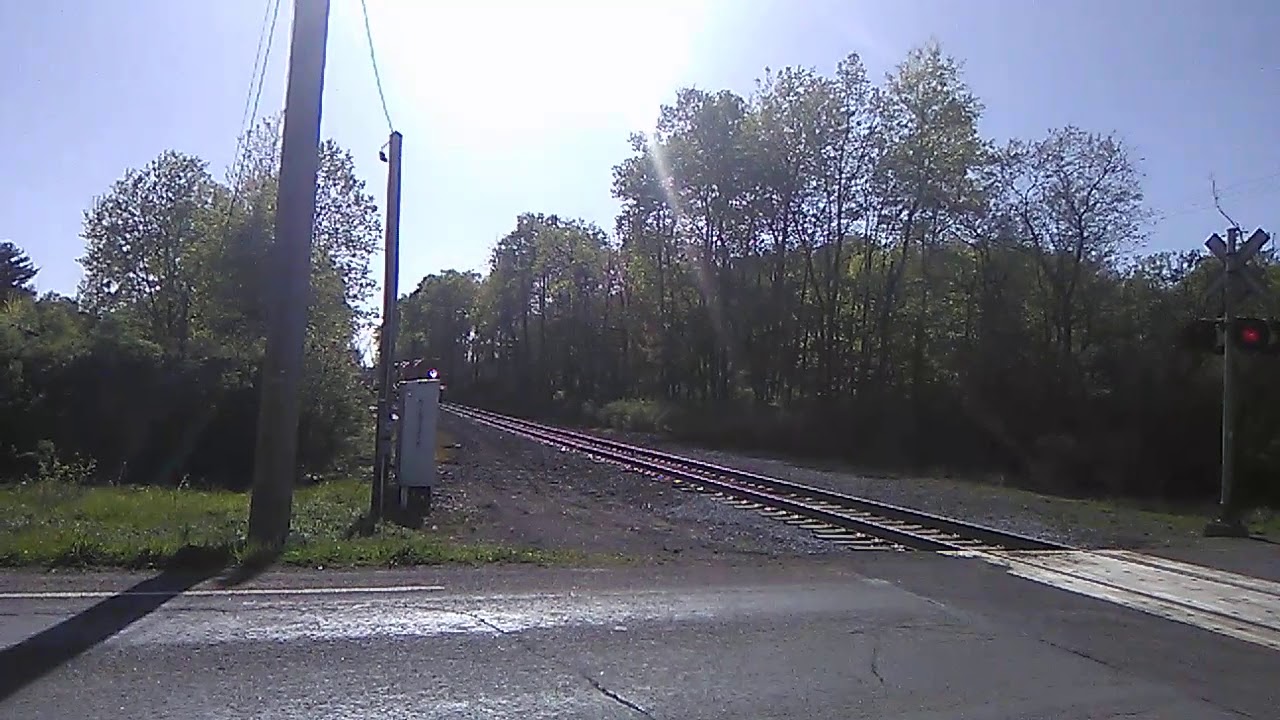 Buffalo&Pittsburgh railroad through Corry PA - YouTube