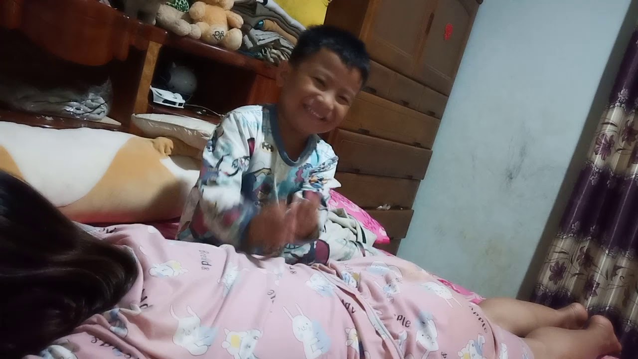Giving Mommy A Massage Youtube