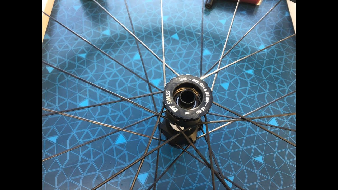 Restauration du filetage d'un Moyeu DT Swiss - YouTube