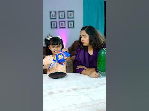 Chips Mei Kya Nikla?😂 | Maa vs Beti - Part 41 | Shruti Shorts | #comedyshorts #comedy #maa - YouTube