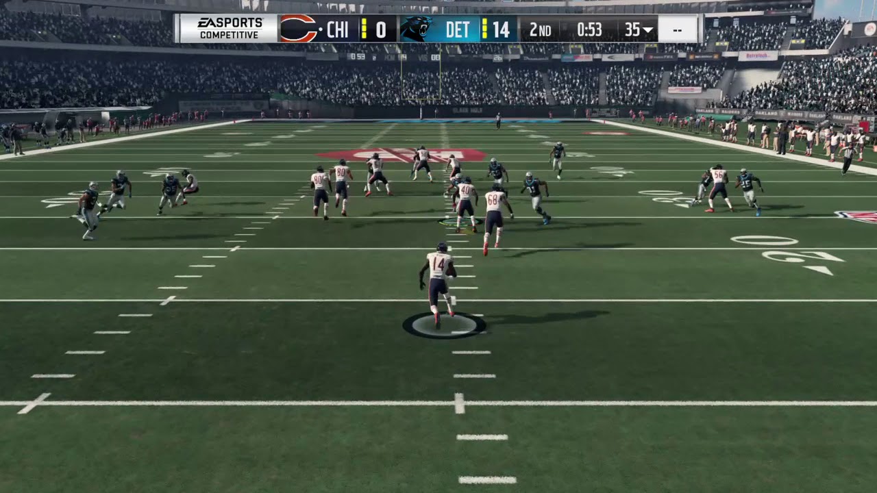 Madden NFL 18 Realistic movement with the new engine - YouTube