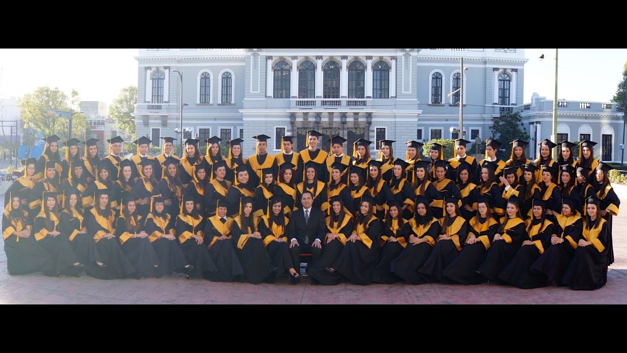 Graduación "UdG" - YouTube