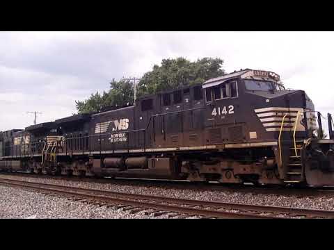 NS 36N @ CLYMERS, IN 8 15 24 NS 4142 NS 4241 - YouTube
