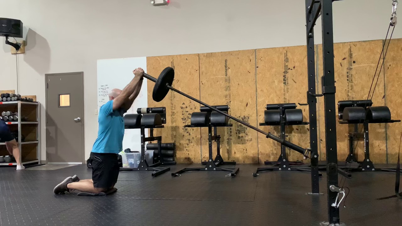 Kneeling Landmine Shoulder Press - YouTube