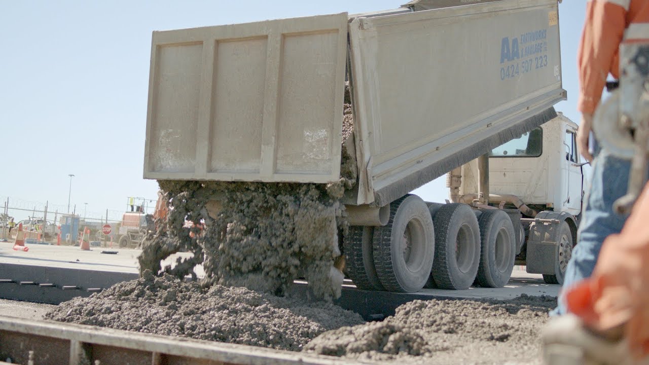 Brisbane's new runway construction update: Concrete Pavements - YouTube