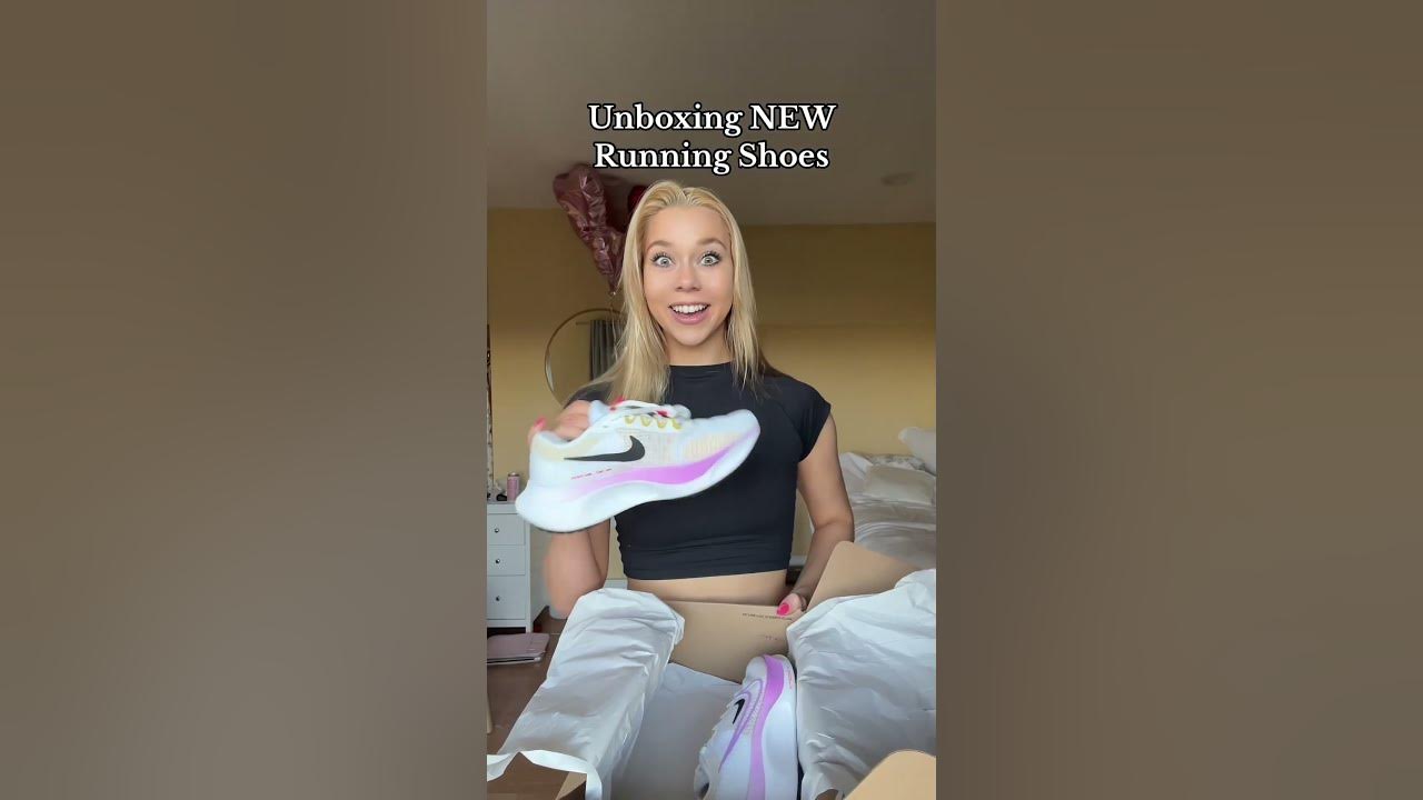 Getting NEW Shoes #vlog #shorts - YouTube