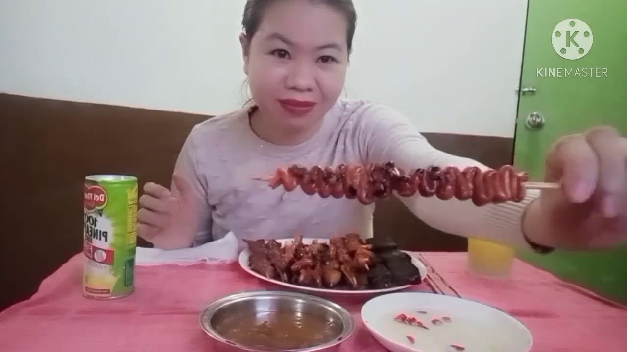 Mukbang| Pinoy street food ( bbq, isaw, tenga ng baboy at betamax ) ft ...