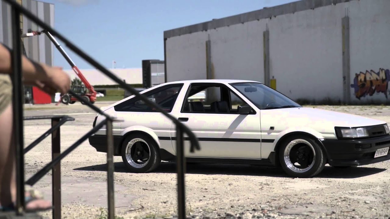 Super Clean Ae86 - YouTube