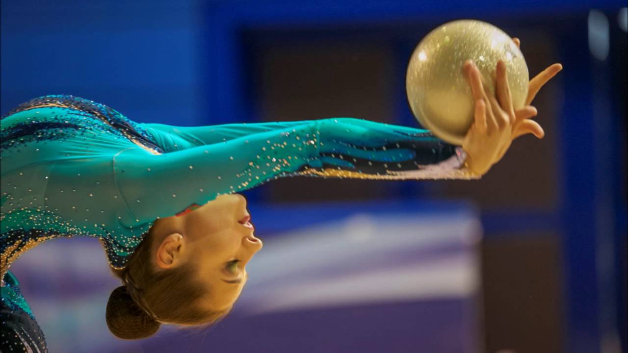 One last cry | Music for Rhythmic Gymnastics - YouTube