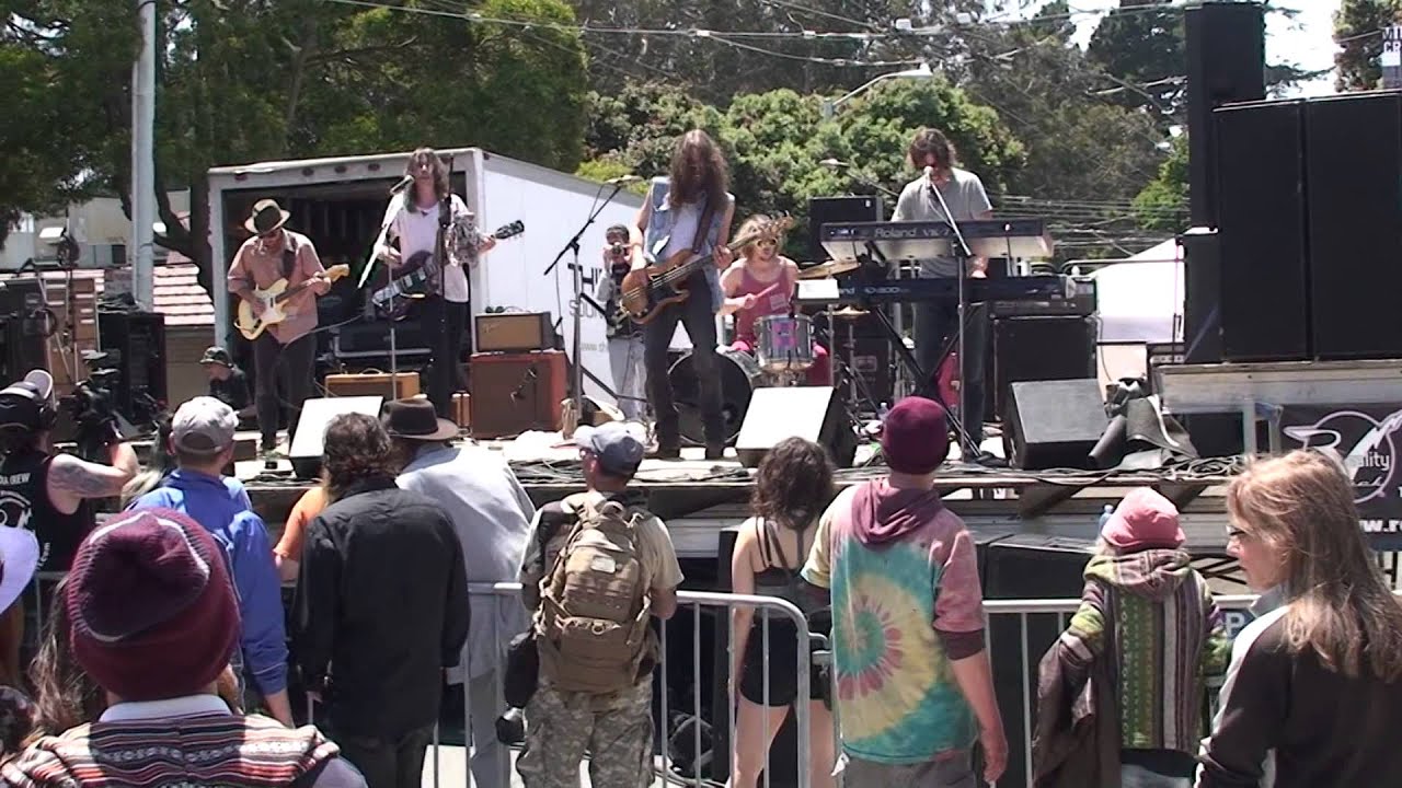 Lee Gallagher & the Hallelujah at 37th Haight-Ashbury Street Fair - YouTube