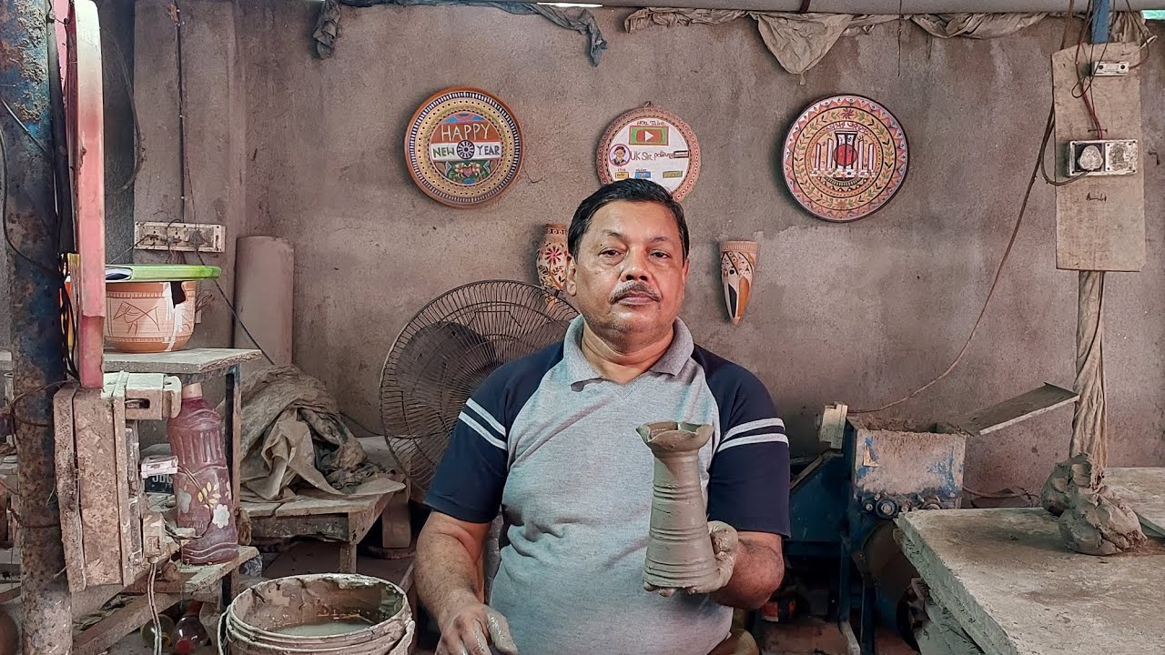 Making pottery new shape Pancho prodip stand - YouTube