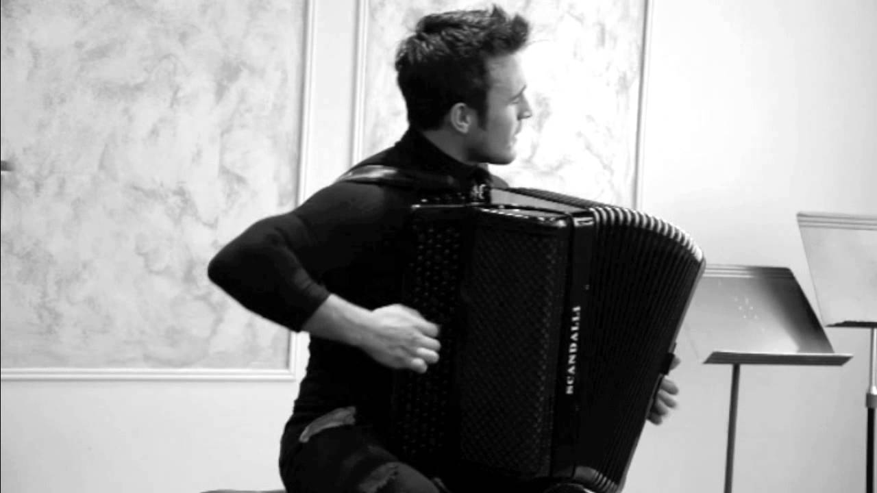 Petar Maric-One Little Lady & Presentation - YouTube