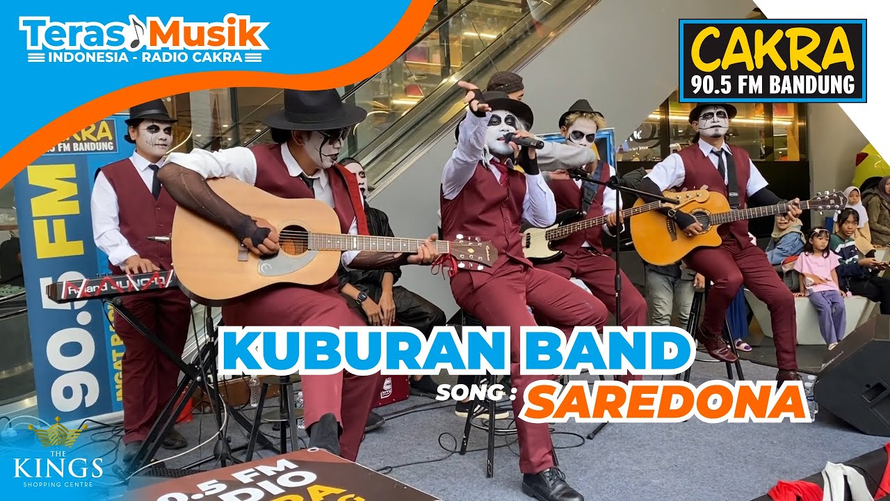 KUBURAN BAND - SAREDONA (Live at Teras Musik Indonesia Radio Cakra ...