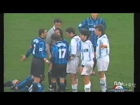 97/98 Home Ronaldo vs Napoli