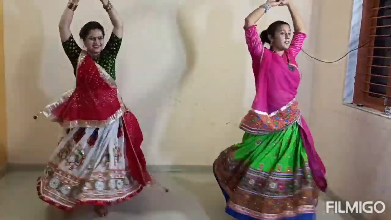 Hellaro | Vaagyo Re Dhol | Dance Choreography | BeaT ThE HeaT - YouTube