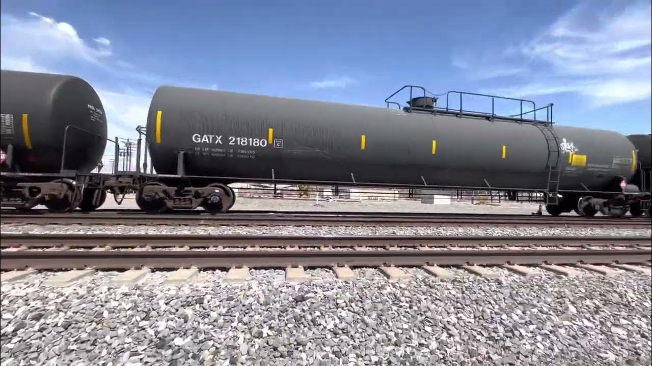 UP 8525 manifest moving backwards to drop off intermodal - YouTube