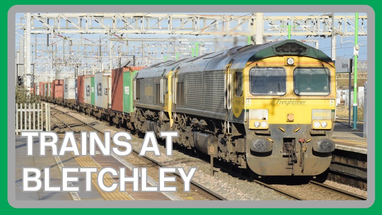 TRAINS at BLETCHLEY railway station - 20/12/2023 - YouTube