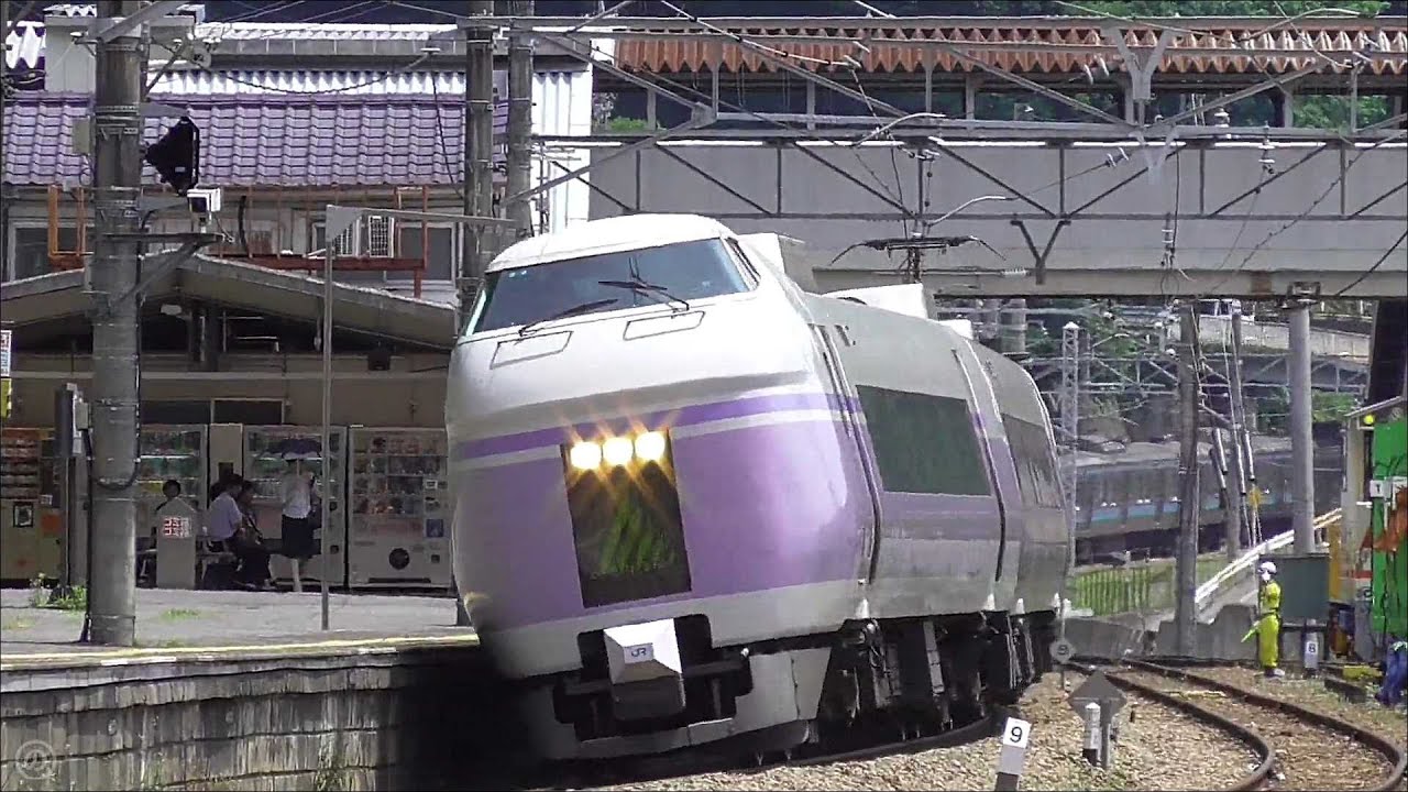 E351系スーパーあずさ - YouTube