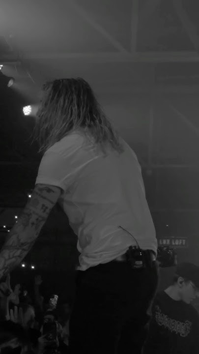 @underoathmusic - Generation No Surrender (live cuts) #metal #underoath #concert - YouTube