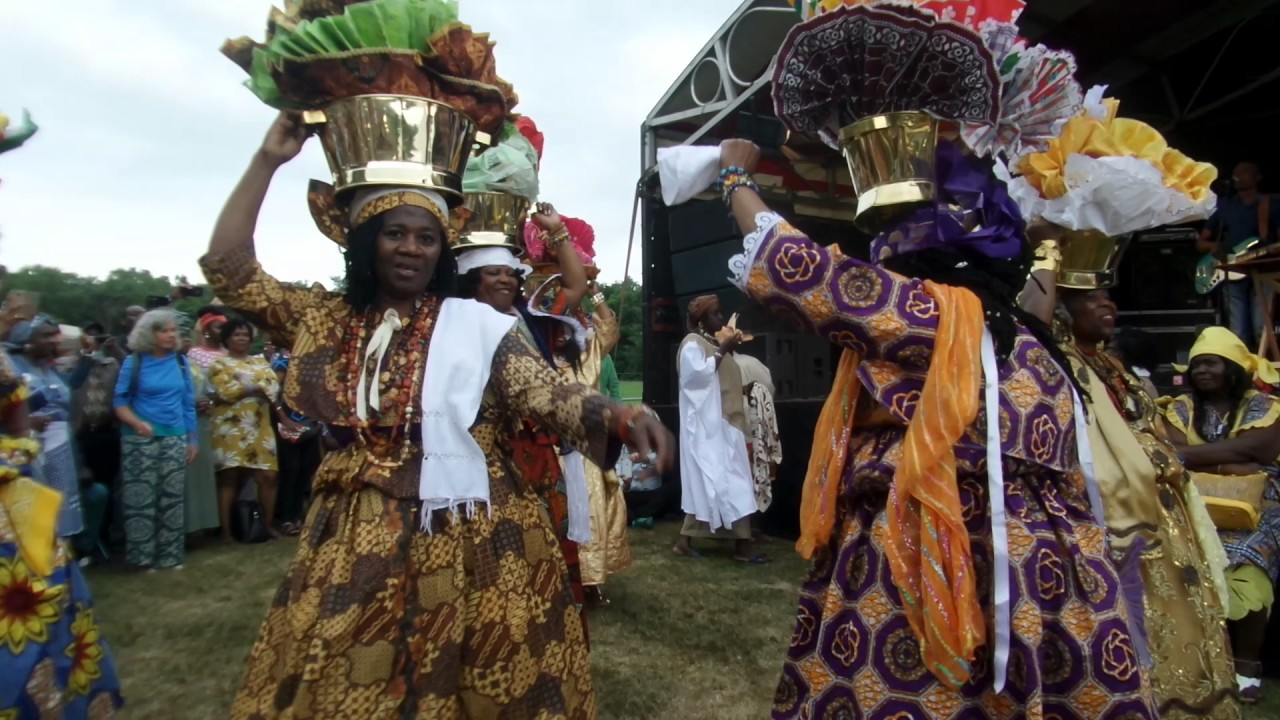 Kopro beki show - YouTube