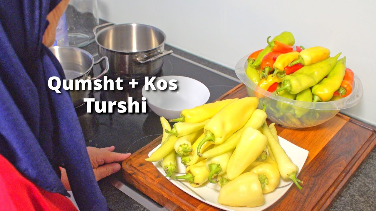 Speca Turshi me Qumsht dhe Kos - YouTube